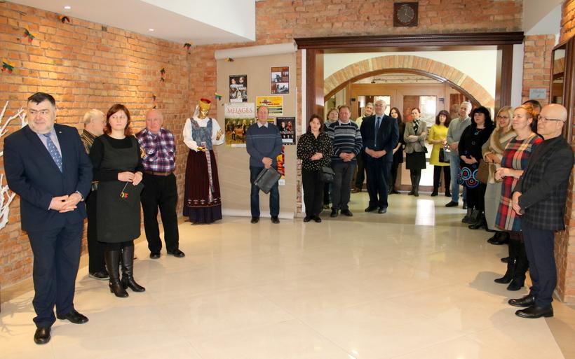 Lazdijuose atidaryta talentingo fotografo, tragiško likimo karininko ...